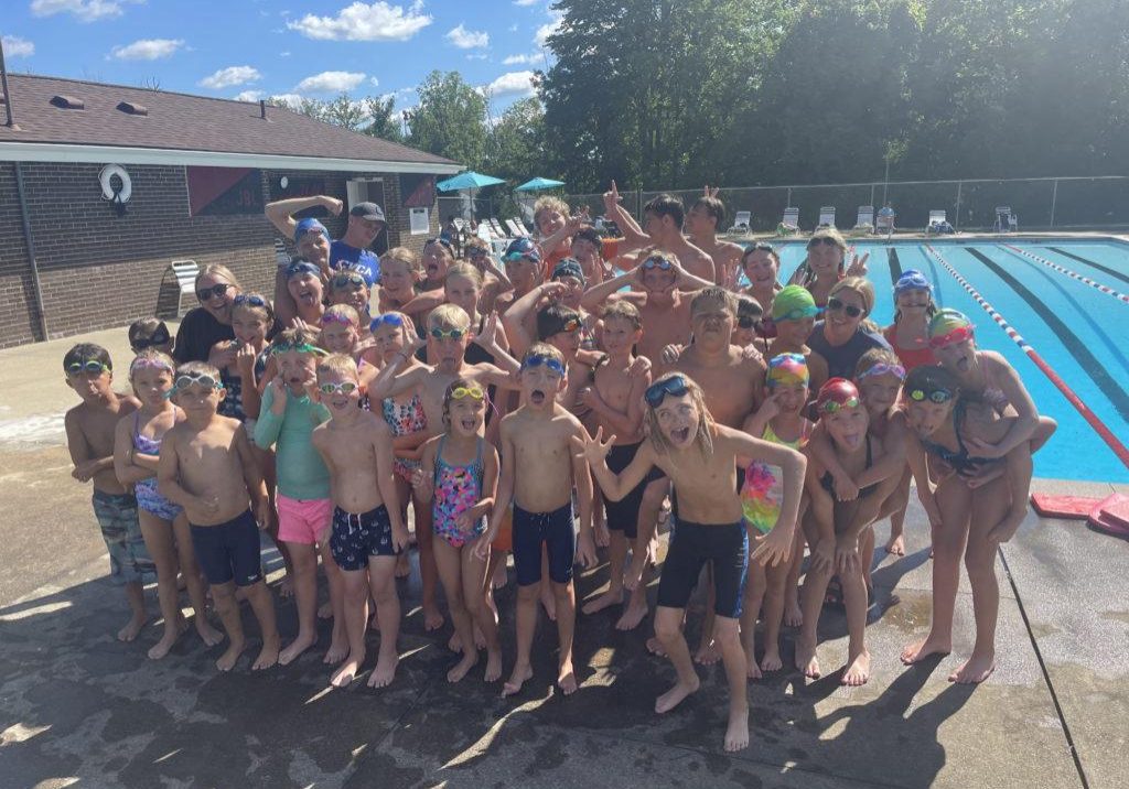 Forest Hills Tidal Waves | A Medina Area Swim Team